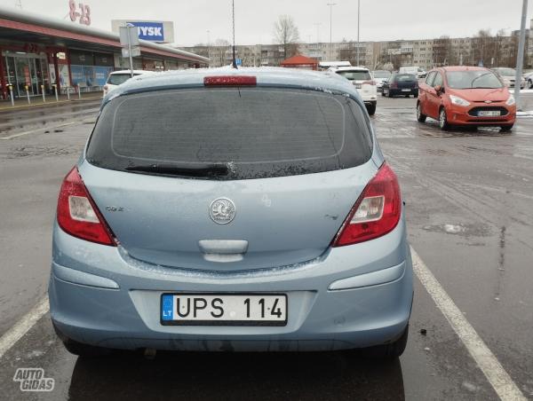 Opel Corsa 2008 in Vilnius, with an engine capacity of 1.40 L and mileage of 243 thousand km for 800 €, photo 6 on AUTOMOTO.COM.LV