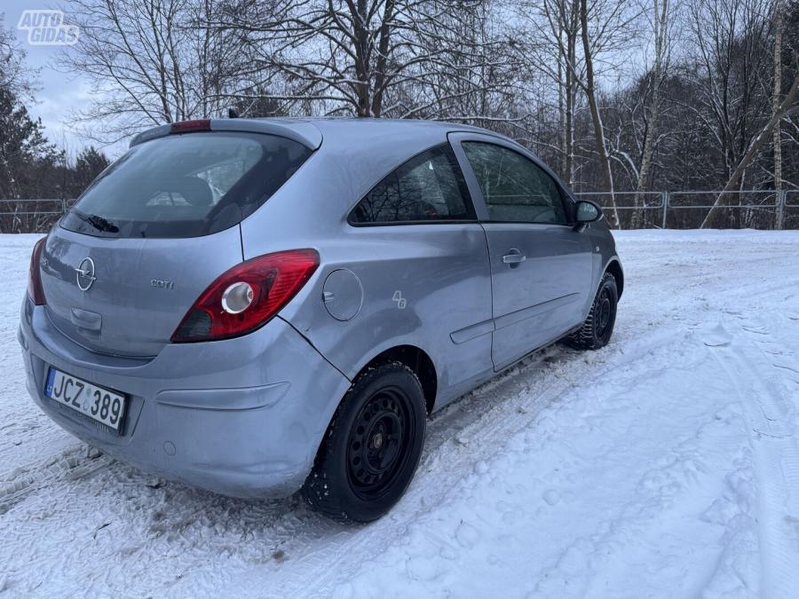 Opel Corsa 2008 in Kaunas, with an engine capacity of 1.30 L and mileage of 280 thousand km for 650 €, photo 6 on AUTOMOTO.COM.LV