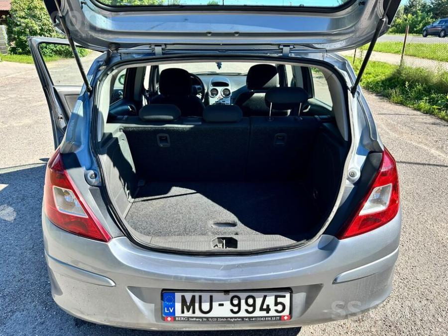 Opel Corsa 2008 in Riga, with an engine capacity of 1.20 L and mileage of 113 thousand km for 3150 €, photo 18 on AUTOMOTO.COM.LV