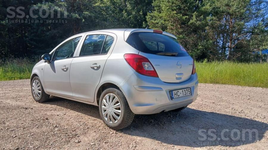 Opel Corsa 2008 Rīga, ar dzinēja tilpumu 1.40 L un nobraukumu 293 tūkst. km par 1100 €, foto 4 vietnē AUTOMOTO.COM.LV