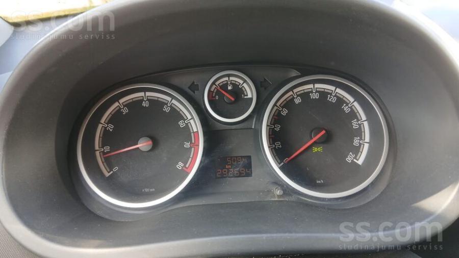 Opel Corsa 2008 Rīga, ar dzinēja tilpumu 1.40 L un nobraukumu 293 tūkst. km par 1100 €, foto 15 vietnē AUTOMOTO.COM.LV