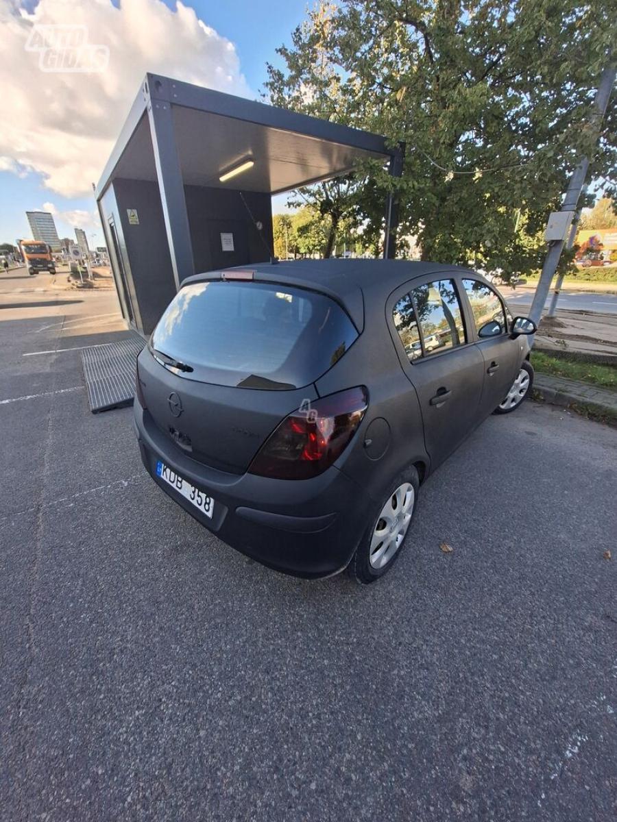 Opel Corsa 2008 in Klaipeda, with an engine capacity of 1.20 L and mileage of 250 thousand km for 1250 €, photo 3 on AUTOMOTO.COM.LV