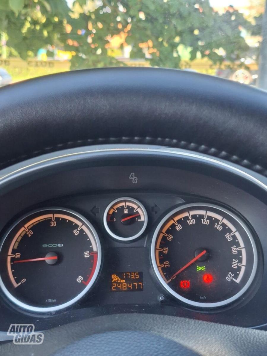 Opel Corsa 2008 in Klaipeda, with an engine capacity of 1.20 L and mileage of 250 thousand km for 1250 €, photo 7 on AUTOMOTO.COM.LV