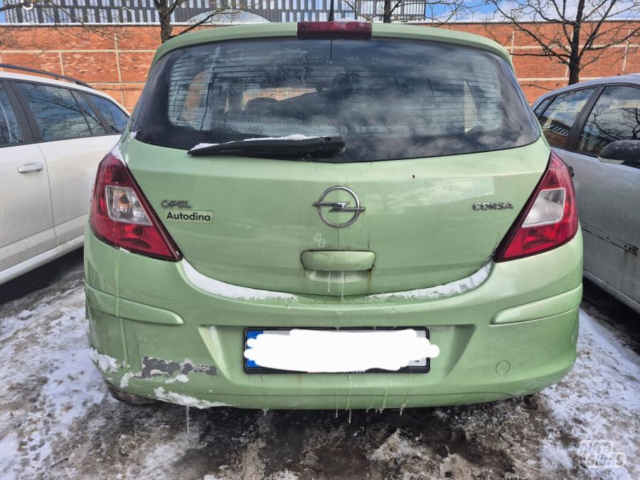 Opel Corsa 2009 in Vilnius, with an engine capacity of 1.20 L and mileage of 137 thousand km for 690 €, photo 3 on AUTOMOTO.COM.LV