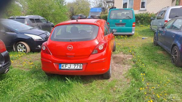 Opel Corsa 2009 in Vilnius, with an engine capacity of 1.00 L and mileage of 143 thousand km for 1650 €, photo 9 on AUTOMOTO.COM.LV