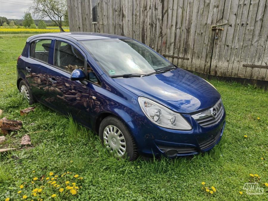 Opel Corsa 2009 in Prienai, with an engine capacity of 1.30 L and mileage of 236 thousand km for 450 €, photo 1 on AUTOMOTO.COM.LV