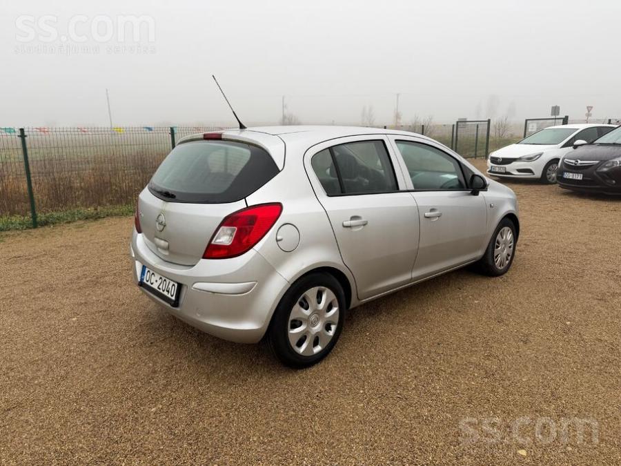 Opel Corsa 2009 in Jekabpils, with an engine capacity of 1.20 L and mileage of 339 thousand km for 1390 €, photo 4 on AUTOMOTO.COM.LV