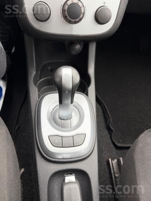 Opel Corsa 2009 in Jekabpils, with an engine capacity of 1.20 L and mileage of 339 thousand km for 1390 €, photo 11 on AUTOMOTO.COM.LV