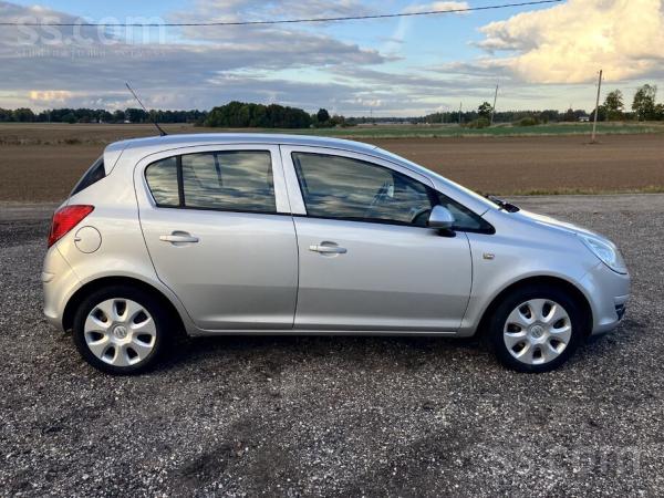 Opel Corsa 2010 in Talsi, with an engine capacity of 1.40 L and mileage of 152 thousand km for 4500 €, photo 2 on AUTOMOTO.COM.LV