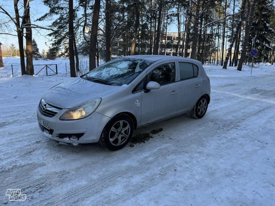 Opel Corsa 2010 in Ukmerge, with an engine capacity of 1.20 L and mileage of 177 thousand km for 800 €, photo 1 on AUTOMOTO.COM.LV