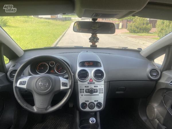 Opel Corsa 2010 in Klaipeda, with an engine capacity of 1.20 L and mileage of 220 thousand km for 1550 €, photo 5 on AUTOMOTO.COM.LV