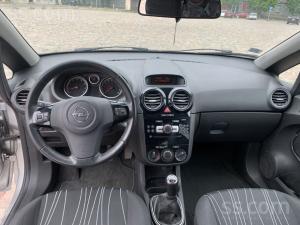 Opel Corsa 2011 in Liepaja, with an engine capacity of 1.30 L and mileage of 276 thousand km for 1600 €, photo 5 on AUTOMOTO.COM.LV