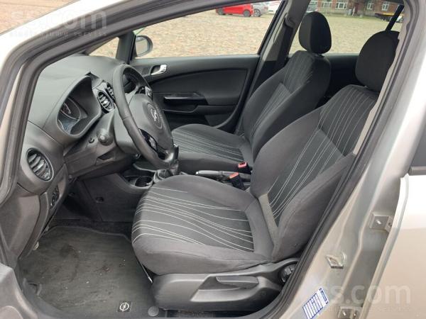 Opel Corsa 2011 in Liepaja, with an engine capacity of 1.30 L and mileage of 276 thousand km for 1600 €, photo 6 on AUTOMOTO.COM.LV