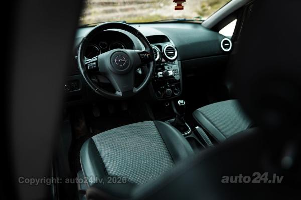 Opel Corsa 2011 in Tallinn, with an engine capacity of 1.40 L and mileage of 148 thousand km for 3990 €, photo 7 on AUTOMOTO.COM.LV