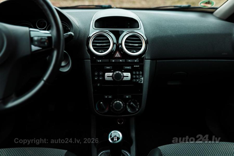 Opel Corsa 2011 in Tallinn, with an engine capacity of 1.40 L and mileage of 148 thousand km for 3990 €, photo 11 on AUTOMOTO.COM.LV