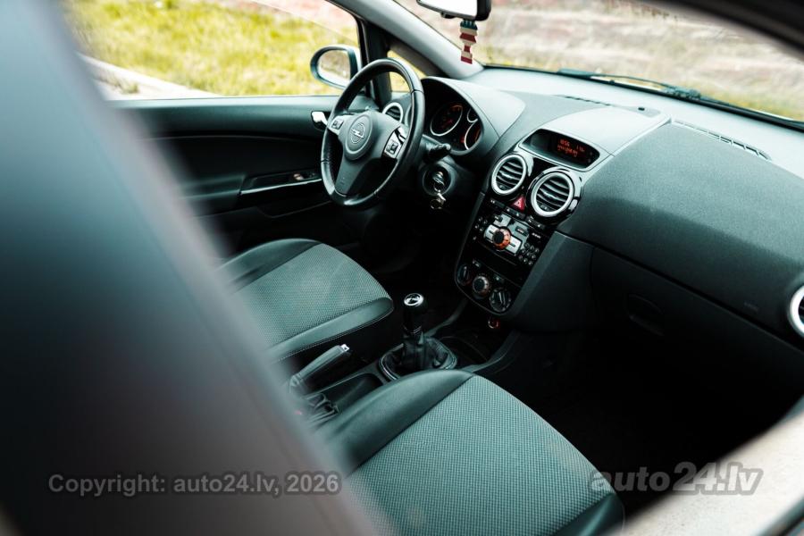 Opel Corsa 2011 in Tallinn, with an engine capacity of 1.40 L and mileage of 148 thousand km for 3990 €, photo 14 on AUTOMOTO.COM.LV