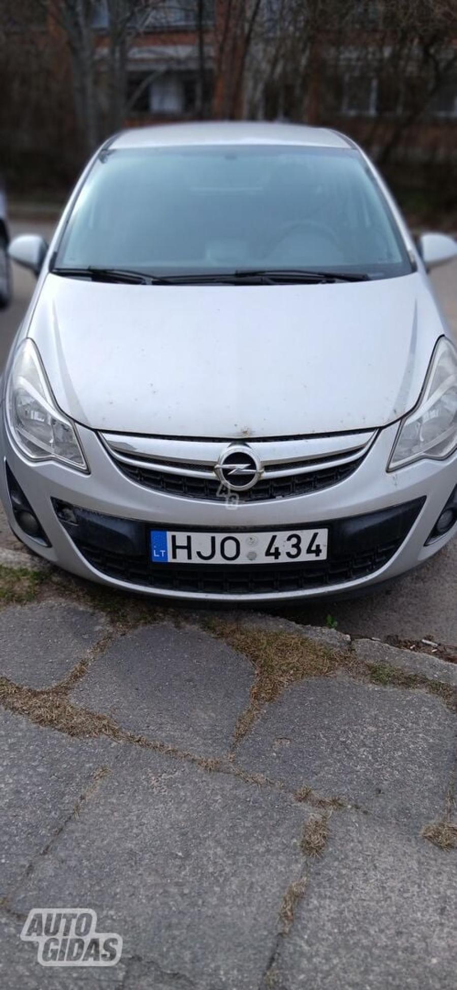 Opel Corsa 2011 in Kaunas, with an engine capacity of 1.20 L and mileage of 195 thousand km for 2200 €, photo 5 on AUTOMOTO.COM.LV