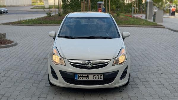 Opel Corsa 2011 in Vilnius, with an engine capacity of 1.40 L and mileage of 256 thousand km for 1750 €, photo 2 on AUTOMOTO.COM.LV