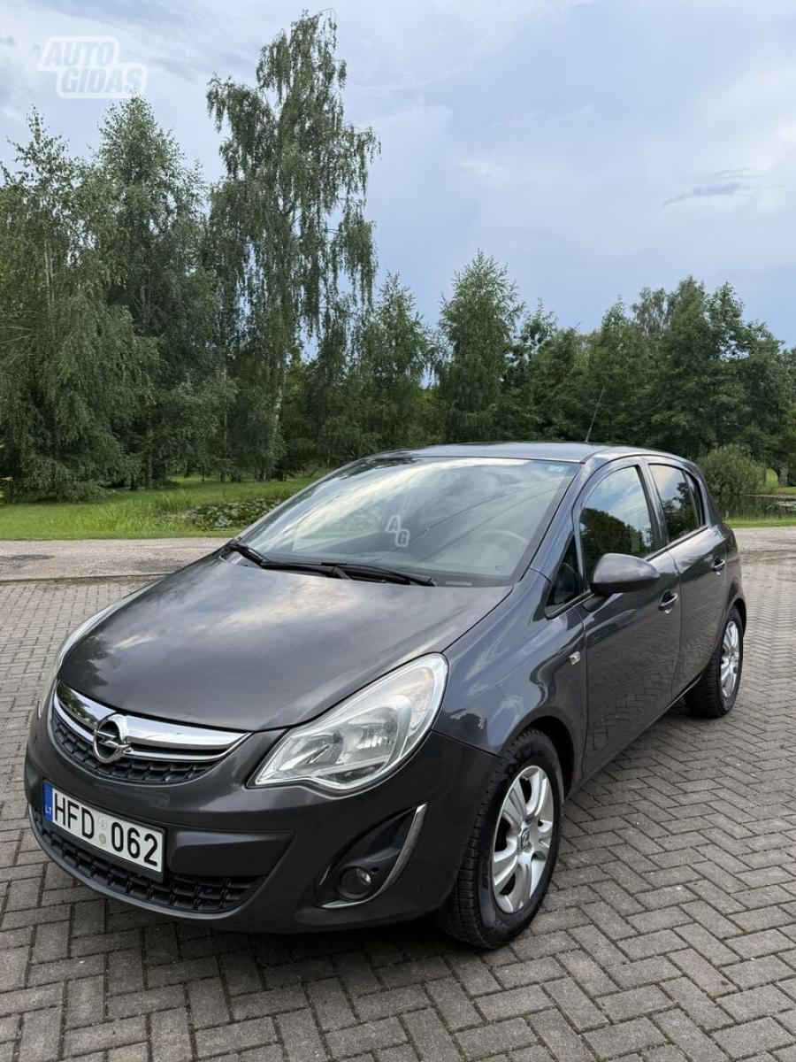 Opel Corsa 2011 in Kaisiadorys, with an engine capacity of 1.30 L and mileage of 161 thousand km for 1750 €, photo 1 on AUTOMOTO.COM.LV