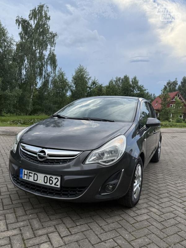 Opel Corsa 2011 in Kaisiadorys, with an engine capacity of 1.30 L and mileage of 161 thousand km for 1750 €, photo 3 on AUTOMOTO.COM.LV
