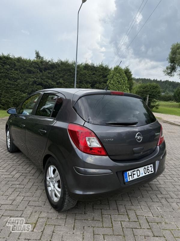 Opel Corsa 2011 in Kaisiadorys, with an engine capacity of 1.30 L and mileage of 161 thousand km for 1750 €, photo 4 on AUTOMOTO.COM.LV