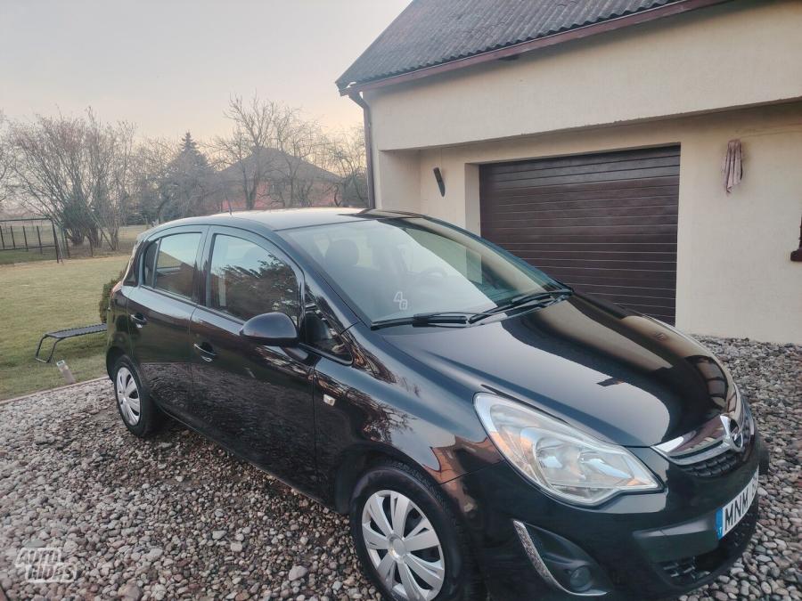 Opel Corsa 2012 in Marijampole, with an engine capacity of 1.30 L and mileage of 300 thousand km for 600 €, photo 9 on AUTOMOTO.COM.LV
