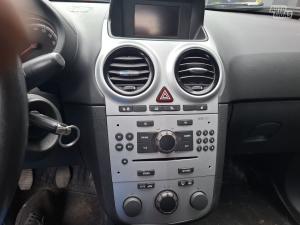 Opel Corsa 2012 in Vilnius, with an engine capacity of 1.30 L and mileage of 370 thousand km for 1500 €, photo 5 on AUTOMOTO.COM.LV