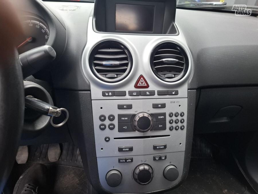 Opel Corsa 2012 in Vilnius, with an engine capacity of 1.30 L and mileage of 370 thousand km for 1500 €, photo 5 on AUTOMOTO.COM.LV