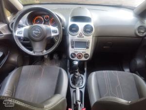 Opel Corsa 2012 in Vilnius, with an engine capacity of 1.20 L and mileage of 153 thousand km for 1500 €, photo 9 on AUTOMOTO.COM.LV