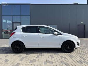 Opel Corsa 2013 in Siauliai, with an engine capacity of 1.20 L and mileage of 207 thousand km for 3300 €, photo 4 on AUTOMOTO.COM.LV