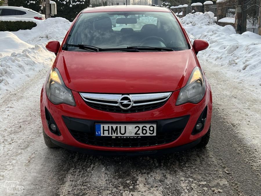 Opel Corsa 2014 in Klaipeda, with an engine capacity of 1.40 L and mileage of 327 thousand km for 1850 €, photo 2 on AUTOMOTO.COM.LV