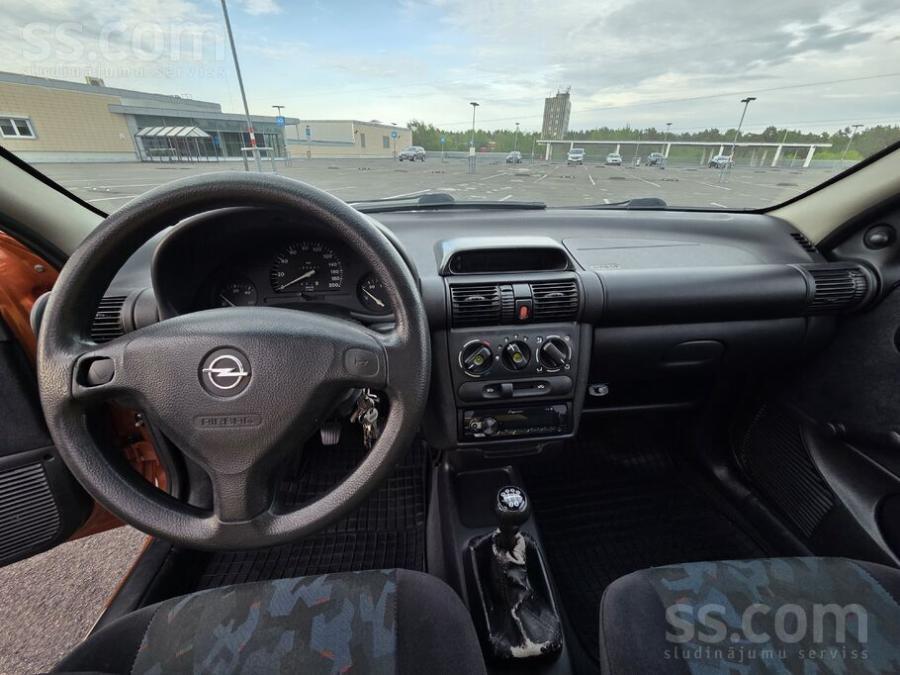 Oranžs Opel Corsa 2000 Rīga, ar dzinēja tilpumu 1.00 L un nobraukumu 189 tūkst. km par 1600 €, foto 10 vietnē AUTOMOTO.COM.LV