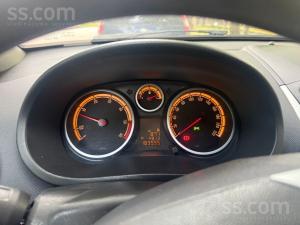 Oranžs Opel Corsa 2011 Rīga, ar dzinēja tilpumu 1.30 L un nobraukumu 184 tūkst. km par 2100 €, foto 10 vietnē AUTOMOTO.COM.LV