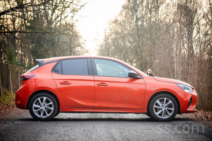 Orange Opel Corsa 2020 in Riga, with an engine capacity of 1.20 L and mileage of 85 thousand km for 11490 €, photo 5 on AUTOMOTO.COM.LV
