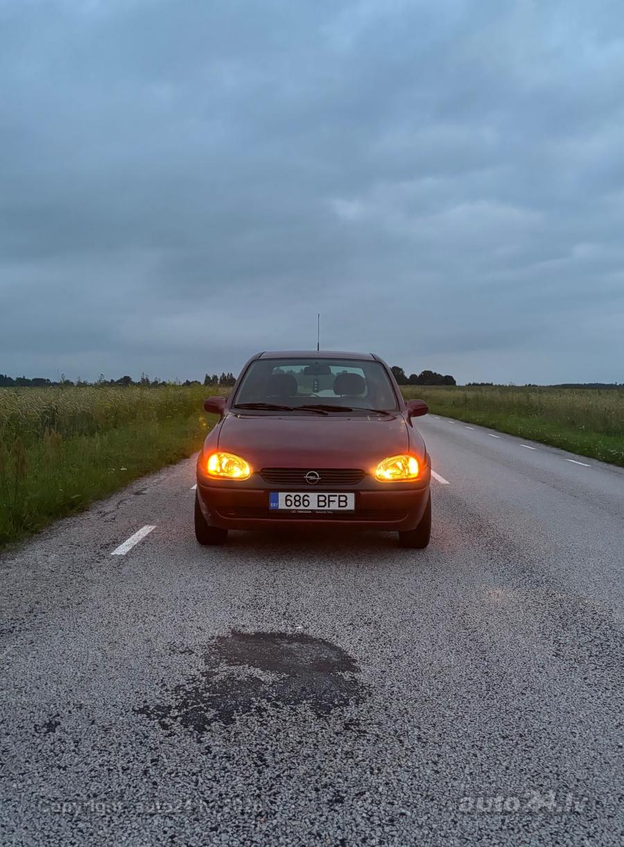 Sarkans Opel Corsa 2000 Tallina, ar dzinēja tilpumu 1.00 L un nobraukumu 130 tūkst. km par 1150 €, foto 1 vietnē AUTOMOTO.COM.LV