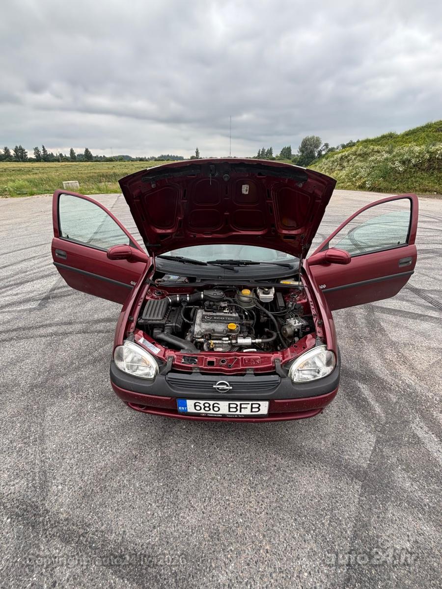 Sarkans Opel Corsa 2000 Tallina, ar dzinēja tilpumu 1.00 L un nobraukumu 130 tūkst. km par 1150 €, foto 3 vietnē AUTOMOTO.COM.LV