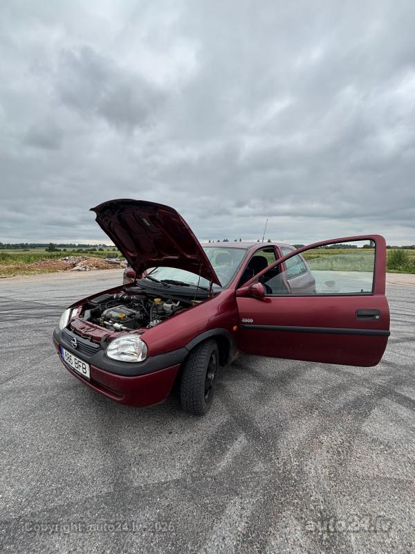 Sarkans Opel Corsa 2000 Tallina, ar dzinēja tilpumu 1.00 L un nobraukumu 130 tūkst. km par 1150 €, foto 3 vietnē AUTOMOTO.COM.LV