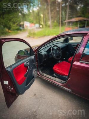 Sarkans Opel Corsa 2002 Rīga, ar dzinēja tilpumu 1.20 L un nobraukumu 204 tūkst. km par 600 €, foto 5 vietnē AUTOMOTO.COM.LV