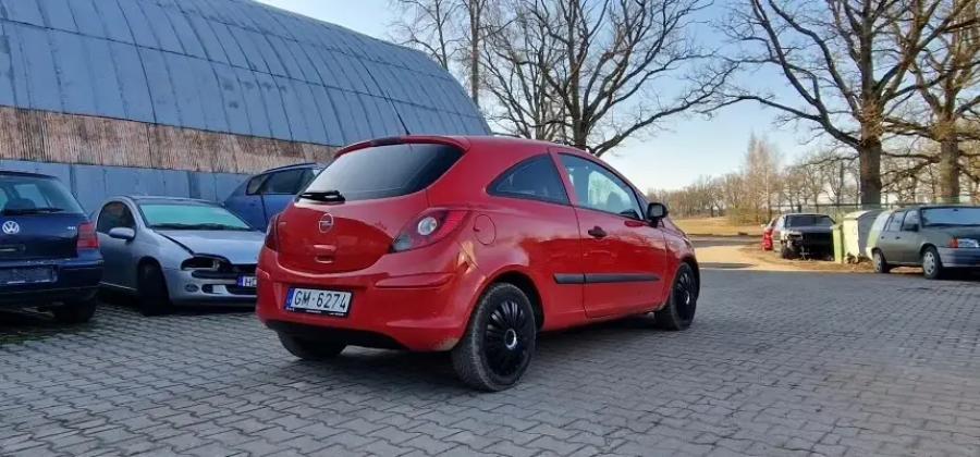 Sarkans Opel Corsa 2007 Valmiera, ar dzinēja tilpumu 1.20 L un nobraukumu 285 tūkst. km par 1650 €, foto 4 vietnē AUTOMOTO.COM.LV