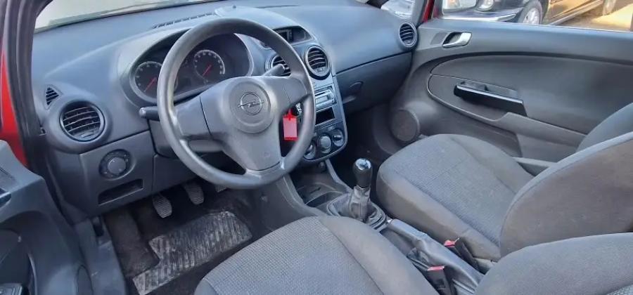 Sarkans Opel Corsa 2007 Valmiera, ar dzinēja tilpumu 1.20 L un nobraukumu 285 tūkst. km par 1650 €, foto 9 vietnē AUTOMOTO.COM.LV