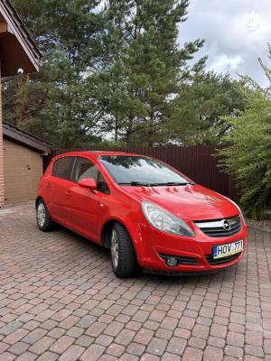 Red Opel Corsa 2008 in Silute, with an engine capacity of 1.36 L and mileage of 162 thousand km for 3100 €, photo 5 on AUTOMOTO.COM.LV