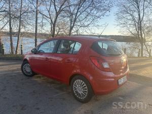 Red Opel Corsa 2011 in Riga, with an engine capacity of 1.30 L and mileage of 252 thousand km for 2200 €, photo 5 on AUTOMOTO.COM.LV