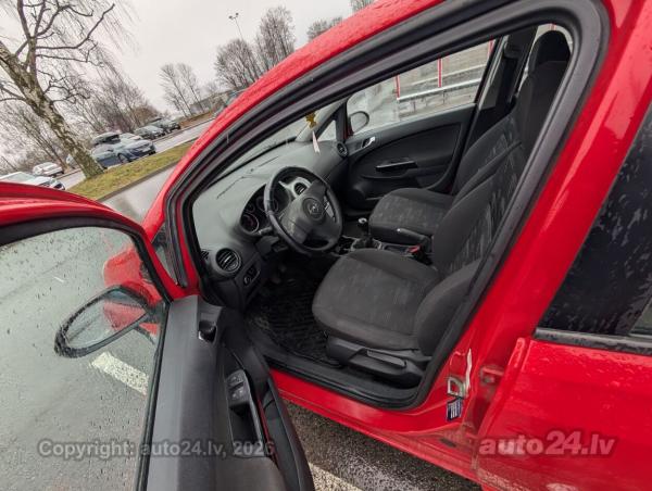 Sarkans Opel Corsa 2011 Tallina, ar dzinēja tilpumu 1.20 L un nobraukumu 254 tūkst. km par 2250 €, foto 7 vietnē AUTOMOTO.COM.LV