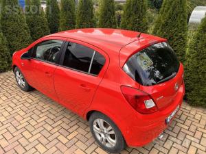 Red Opel Corsa 2011 in Riga, with an engine capacity of 1.20 L and mileage of 165 thousand km for 3000 €, photo 3 on AUTOMOTO.COM.LV