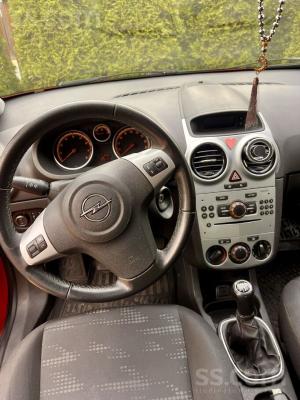 Red Opel Corsa 2011 in Riga, with an engine capacity of 1.20 L and mileage of 165 thousand km for 3000 €, photo 10 on AUTOMOTO.COM.LV