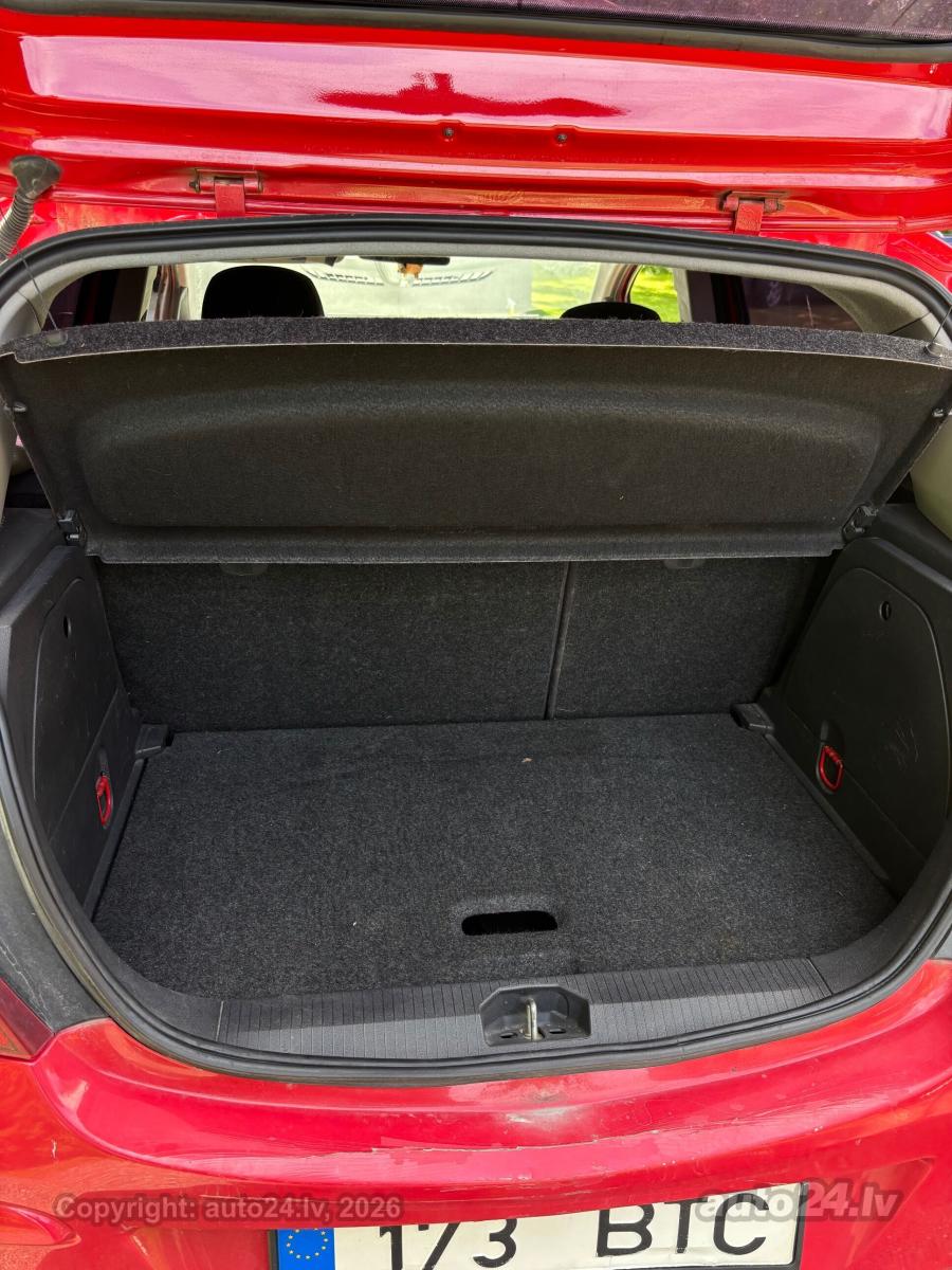 Sarkans Opel Corsa 2013 Hāpsalu, ar dzinēja tilpumu 1.20 L un nobraukumu 251 tūkst. km par 2350 €, foto 12 vietnē AUTOMOTO.COM.LV