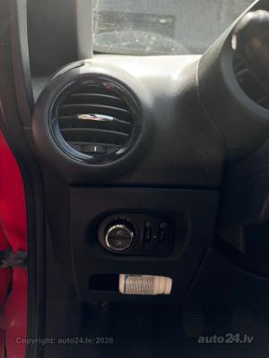 Sarkans Opel Corsa 2013 Hāpsalu, ar dzinēja tilpumu 1.20 L un nobraukumu 251 tūkst. km par 2350 €, foto 17 vietnē AUTOMOTO.COM.LV