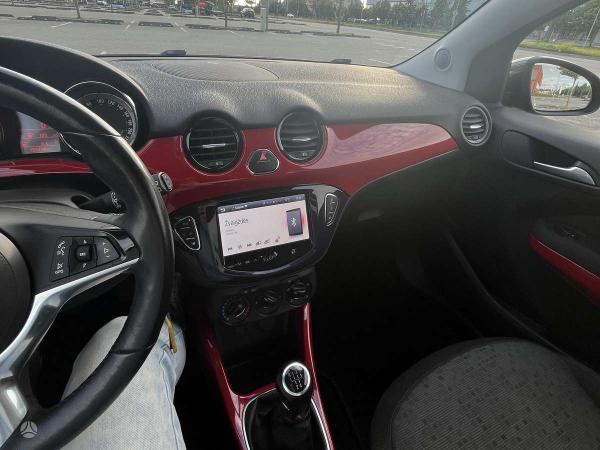 Опель Корса 2013 в Клайпеда на AUTOMOTO.COM.LV Красный Опель Корса 2013 в Клайпеда, объемом двигателя 1.23 л и пробегом 160 тыс. км за 3800 €, фото 9 на AUTOMOTO.COM.LV