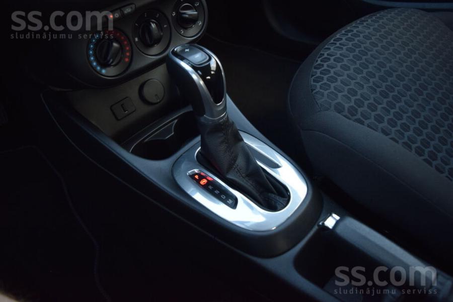 Sarkans Opel Corsa 2016 Rīga, ar dzinēja tilpumu 1.40 L un nobraukumu 91 tūkst. km par 7400 €, foto 6 vietnē AUTOMOTO.COM.LV