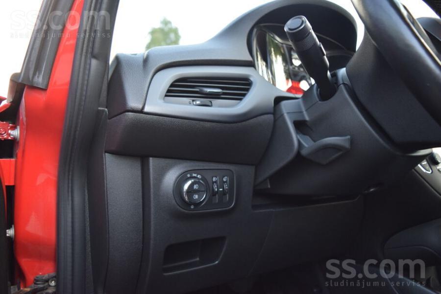 Sarkans Opel Corsa 2016 Rīga, ar dzinēja tilpumu 1.40 L un nobraukumu 91 tūkst. km par 7400 €, foto 10 vietnē AUTOMOTO.COM.LV
